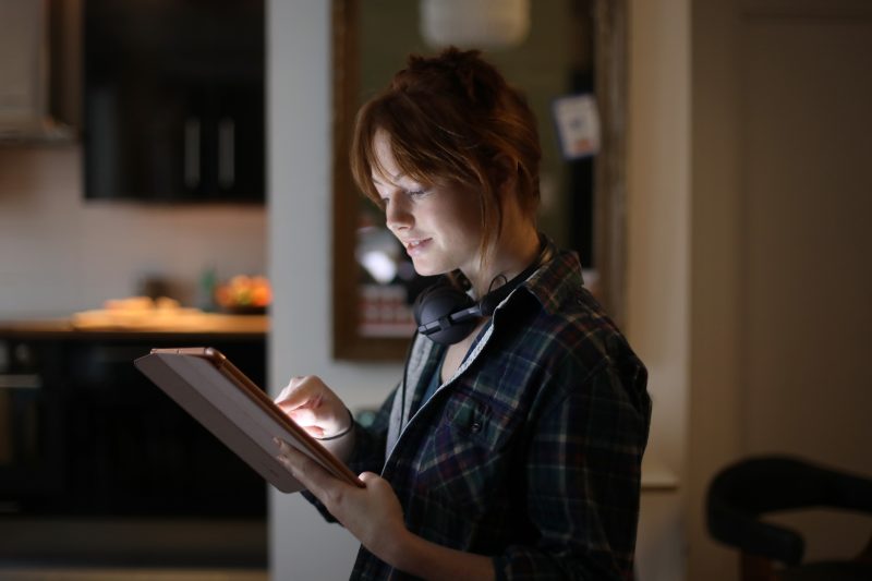 Use Data Engage to Connect with Digital Banking Users